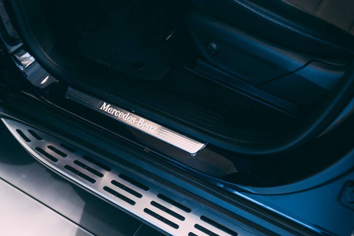 E Class Protection Film Kit | Interior Door Sill - RIKECOOL MERCEDES ...