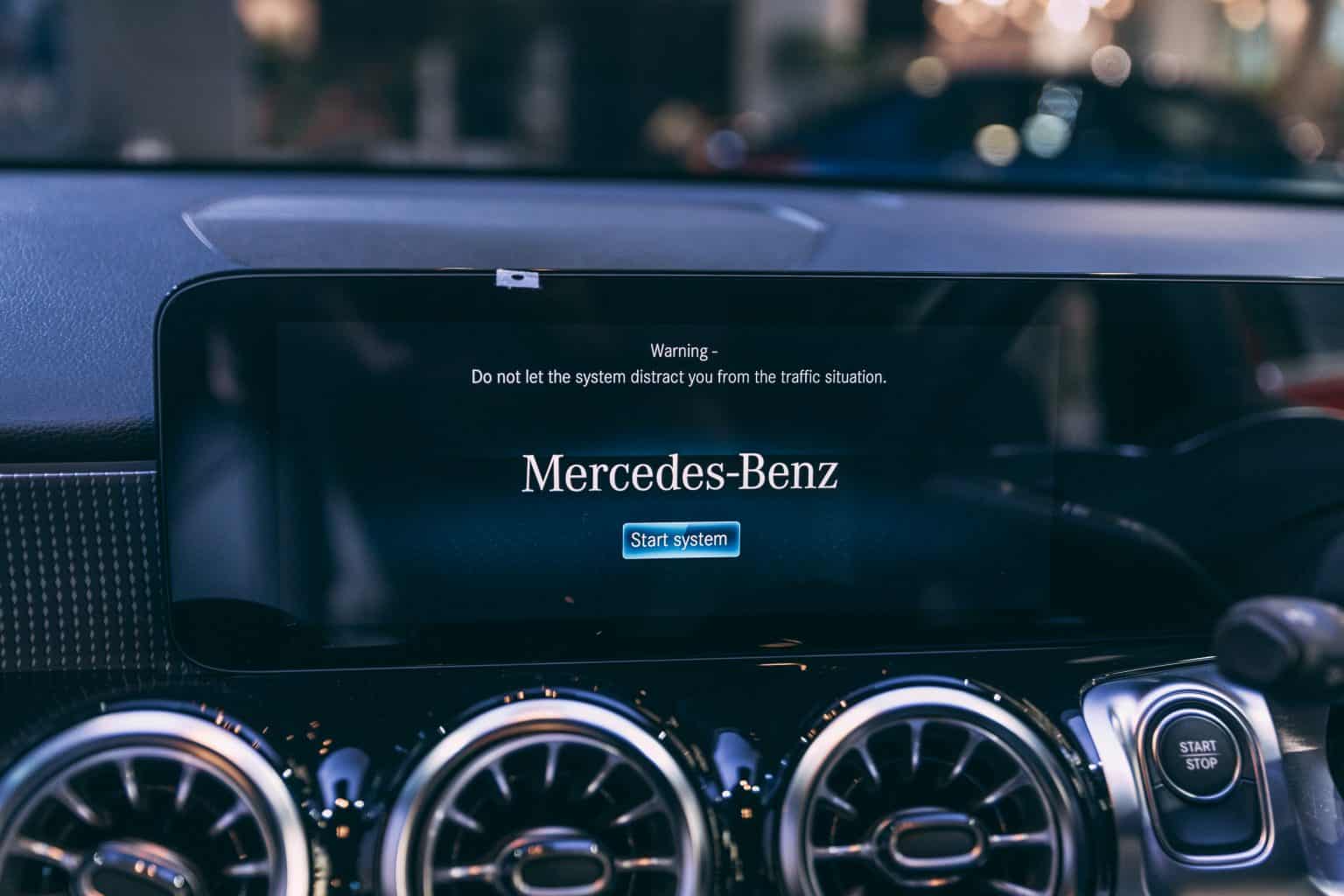 EQB Protection Film Kit | Dual Widescreen Displays - RIKECOOL MERCEDES ...